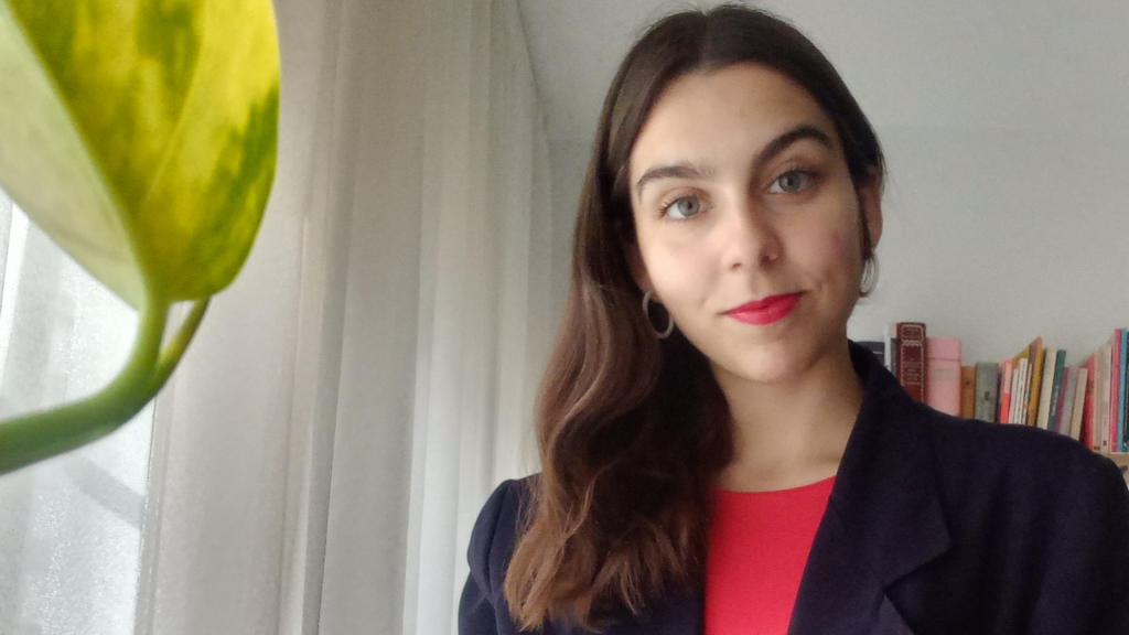 María Beltrán | Dramaturga, Guionista y Mediación Cultural
